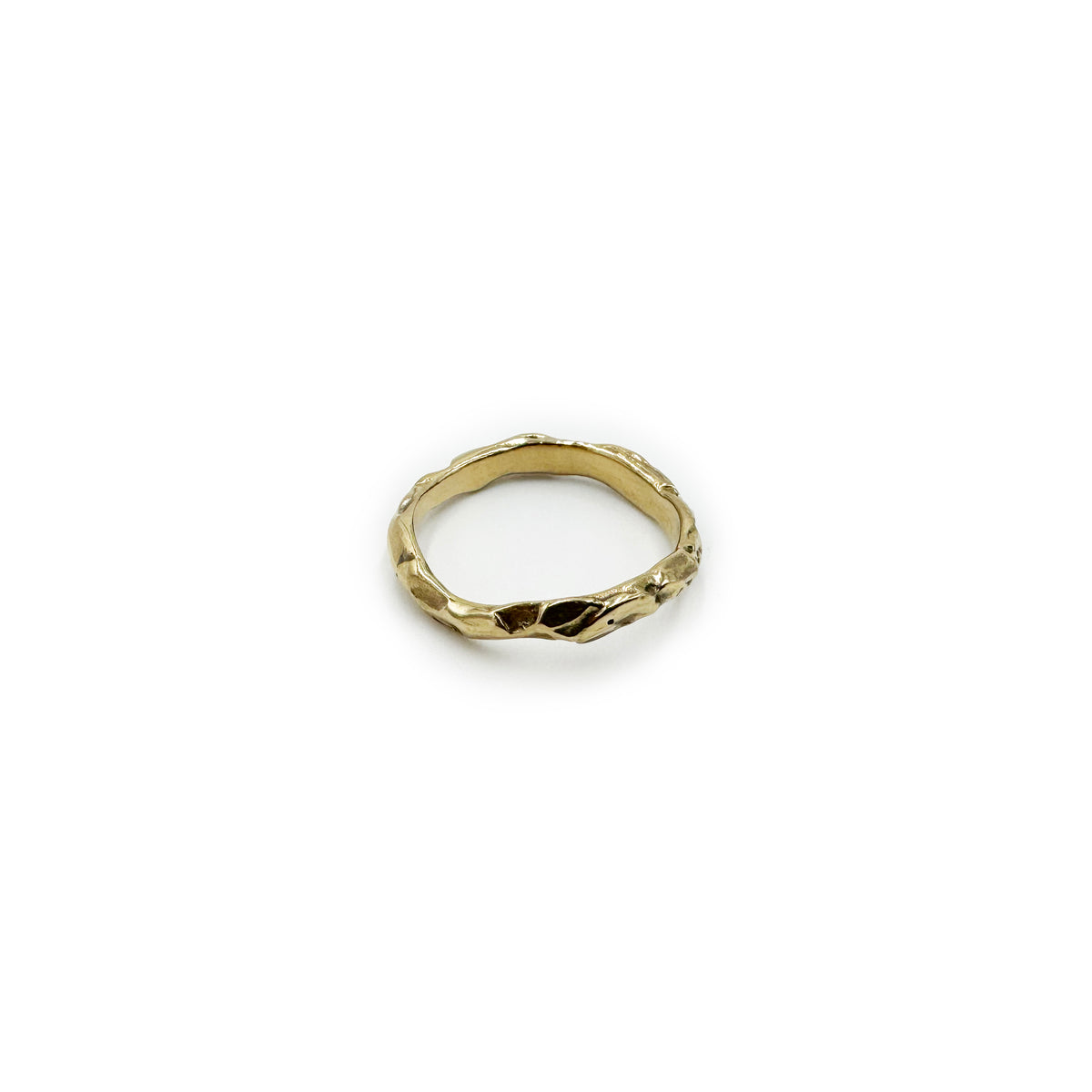 Dainty Earth Ring – Seijanova